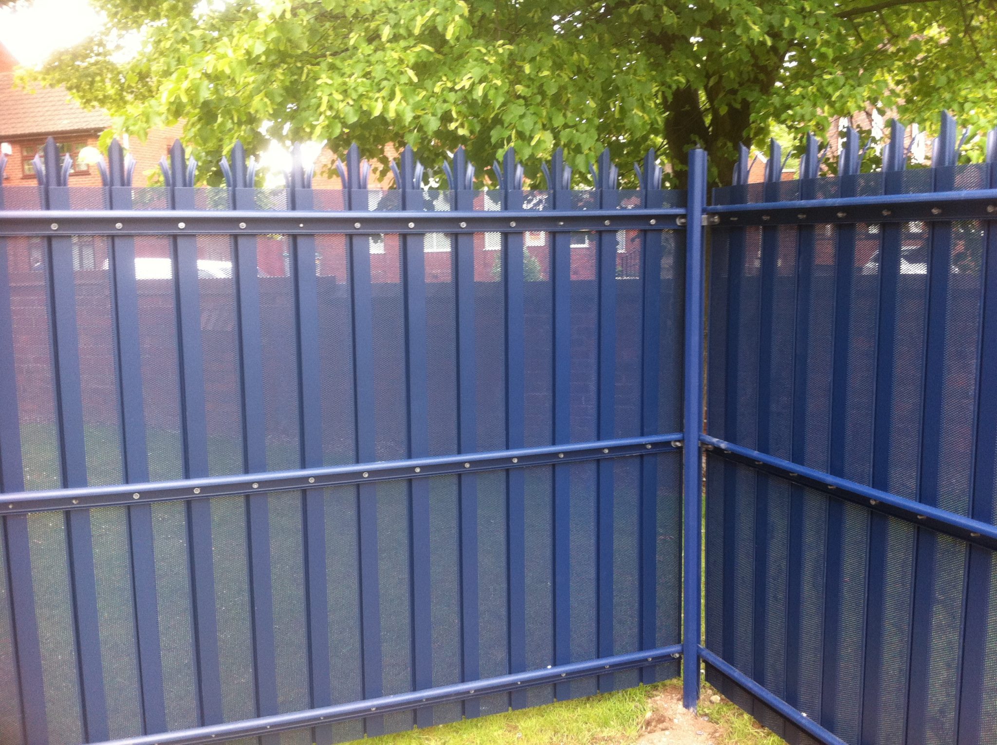 What Innovative Options To Use to Cover Palisade Fencing – FENCE ...